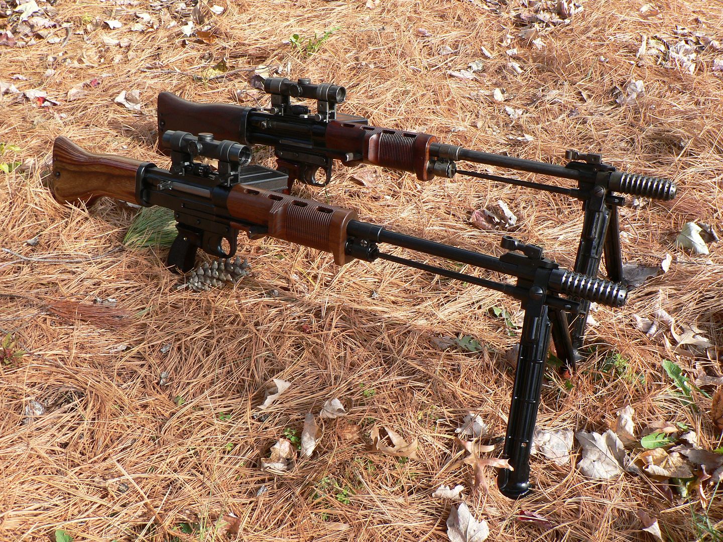 When a German FG42 meets a luxemburgian FN FAL... | The FAL Files