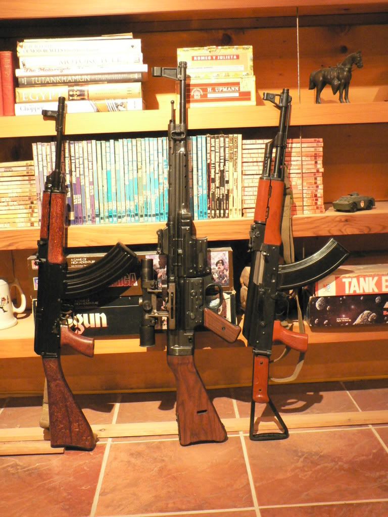 The SMG FG42 In Detail | AK Rifles