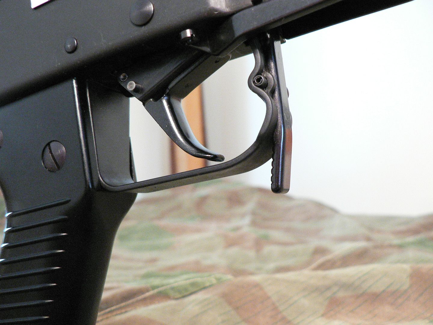 Switzerland's SIG 510 in Detail - The Other Roller Lock | AK Rifles