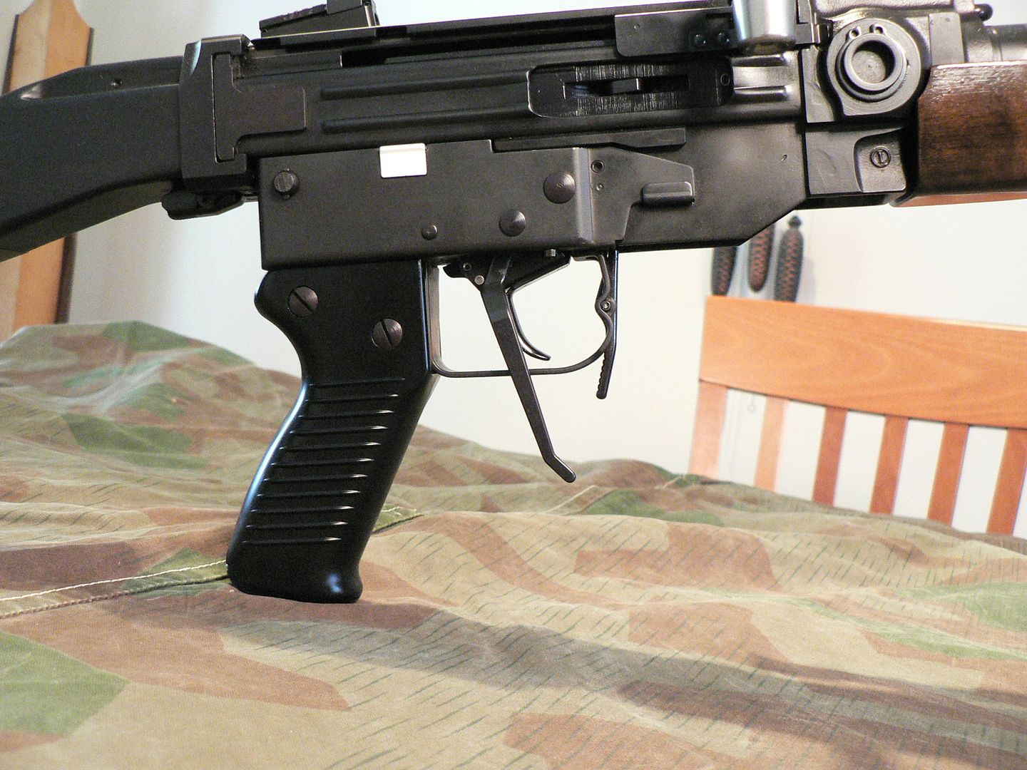 Switzerland's SIG 510 in Detail - The Other Roller Lock | AK Rifles